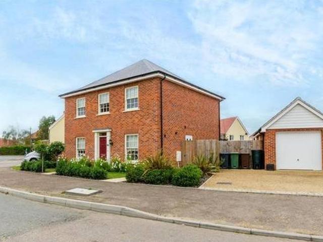 4 bedroom detached house for sale in Wymondham NR18 NR18