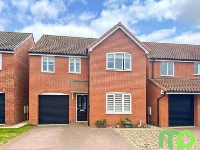 4 Bedroom Detached House For Sale In Wymondham