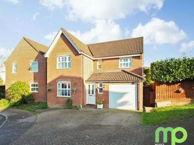 4 Bedroom Detached House For Sale In Wymondham