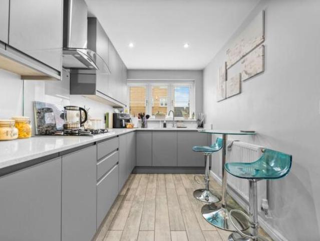 4 bedroom detached house for sale in Wyncliffe Gardens, Pentwyn, Cardiff, CF23