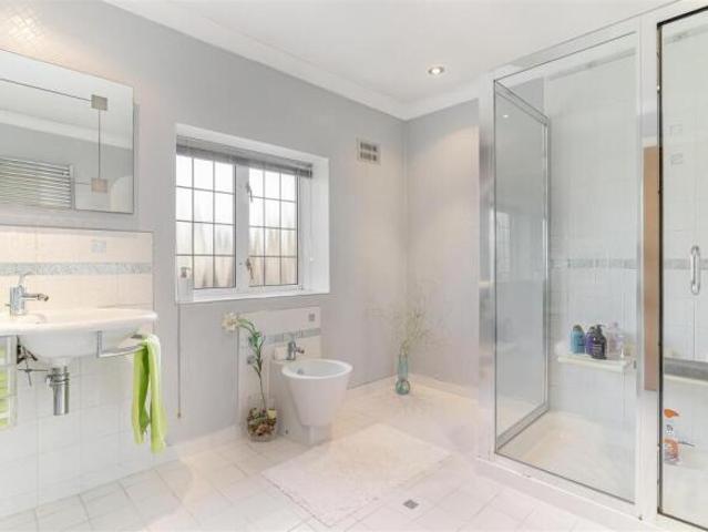 4 bedroom detached house for sale in Wynmore Avenue, Bramhope, Leeds, LS16