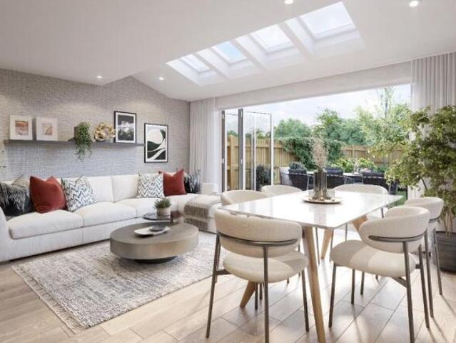 4 bedroom detached house for sale in Wyresdale Road, Lancaster, LA1