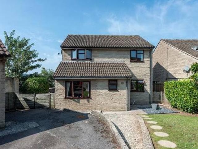 4 bedroom detached house for sale in Townsend Rise Bruton BA10 0JA BA10