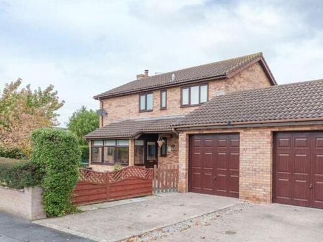 4 Bedroom Detached House For Sale In Towyn