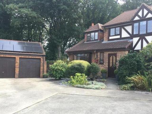 4 Bedroom Detached House For Sale In Todwick, Sheffield