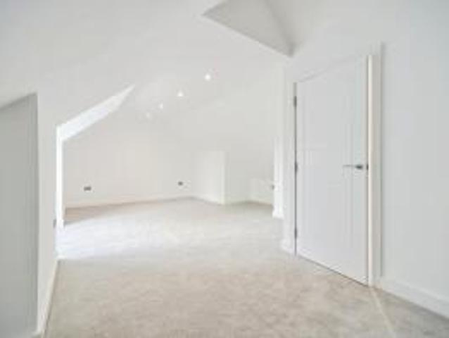 4 bedroom detached house for sale in Toller Lane, Bradford, BD9