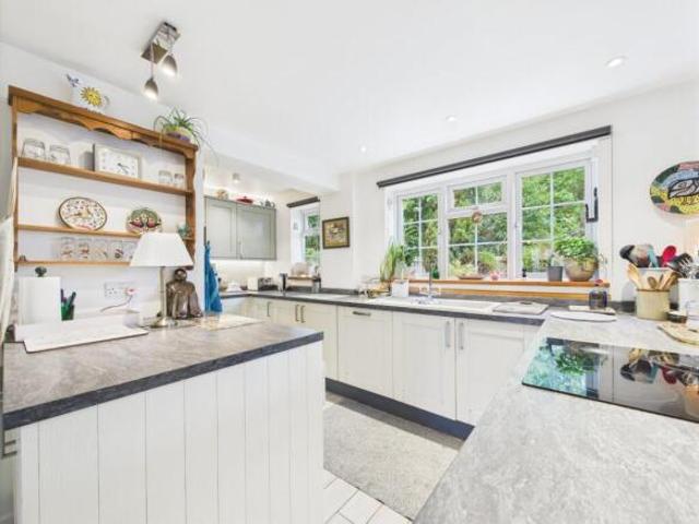 4 bedroom detached house for sale in Tollhouse Drive, Worcester, Worcestershire, WR2