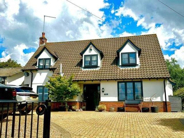 4 Bedroom Detached House For Sale In ton