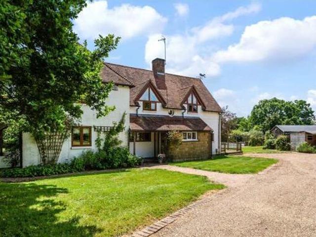 4 Bedroom Detached House For Sale In Tonbridge, Kent