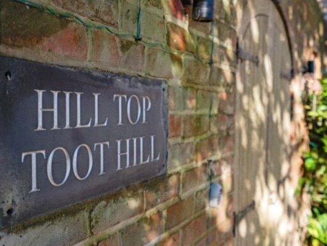 4 Bedroom Detached House For Sale In Toothill, Hampshire
