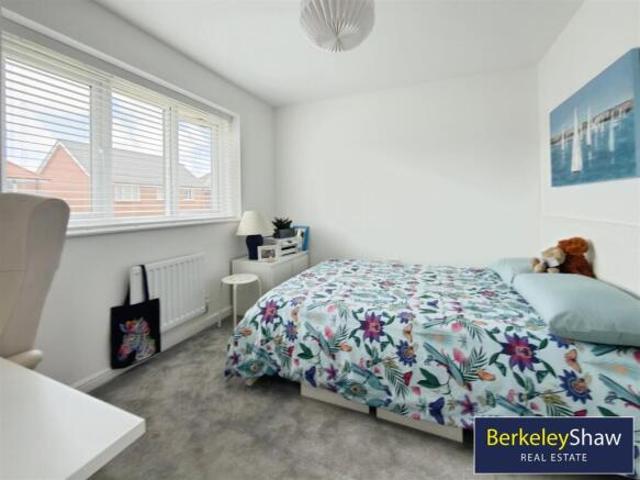 4 bedroom detached house for sale in Torentun Close, Thornton, Liverpool, L23