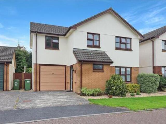 4 Bedroom Detached House For Sale In Torrington, Devon