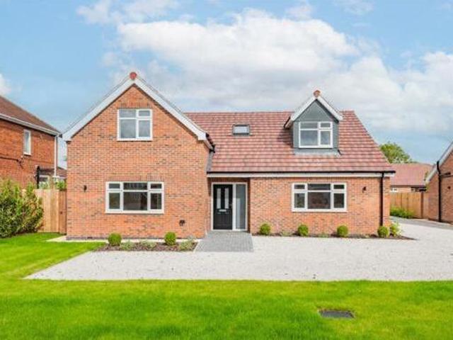 4 Bedroom Detached House For Sale In Tatenhill