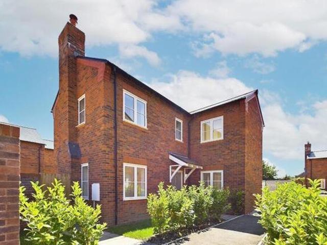 4 Bedroom Detached House For Sale In Tattenhall Road, Tattenhall