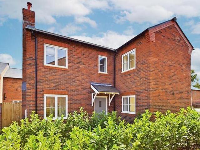 4 Bedroom Detached House For Sale In Tattenhall Road, Tattenhall