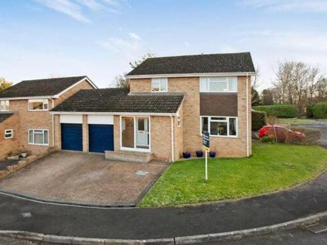 4 Bedroom Detached House For Sale In Taunton, Somerset