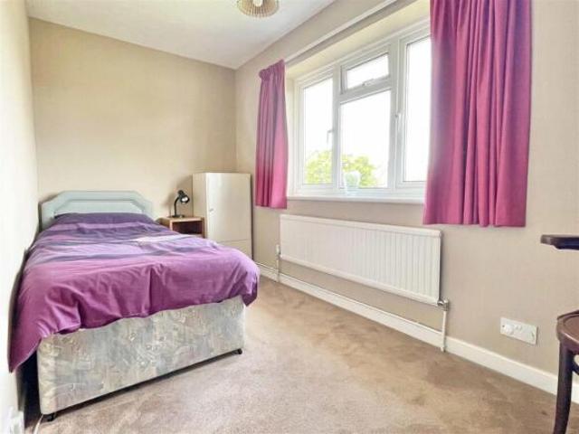 4 bedroom detached house for sale in Tavistock Road, Old Springfield, Chelmsford, CM1