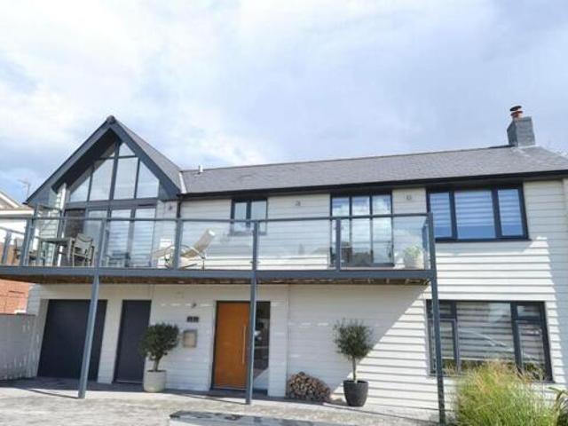 4 Bedroom Detached House For Sale In Tankerton