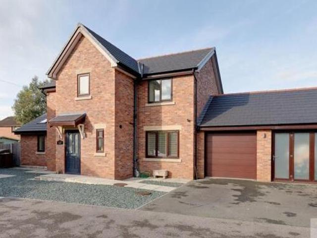 4 Bedroom Detached House For Sale In Tarleton