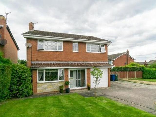 4 Bedroom Detached House For Sale In Tarleton