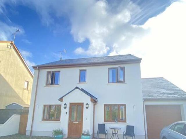 4 Bedroom Detached House For Sale In Tenby, Pembrokeshire