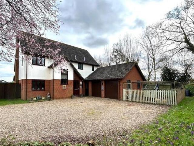 4 Bedroom Detached House For Sale In Thwaite