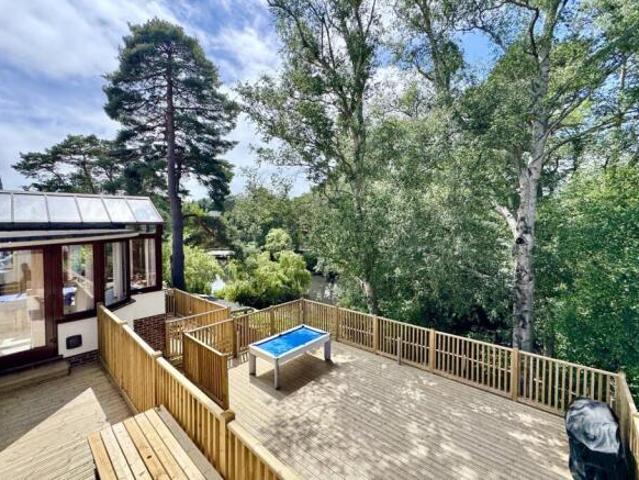4 bedroom detached house for sale in Thwaite Road, Coy Pond, Poole, BH12