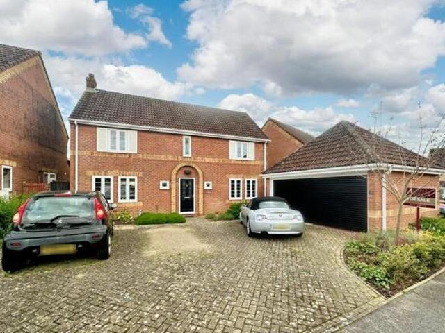 4 Bedroom Detached House For Sale In Thakeham