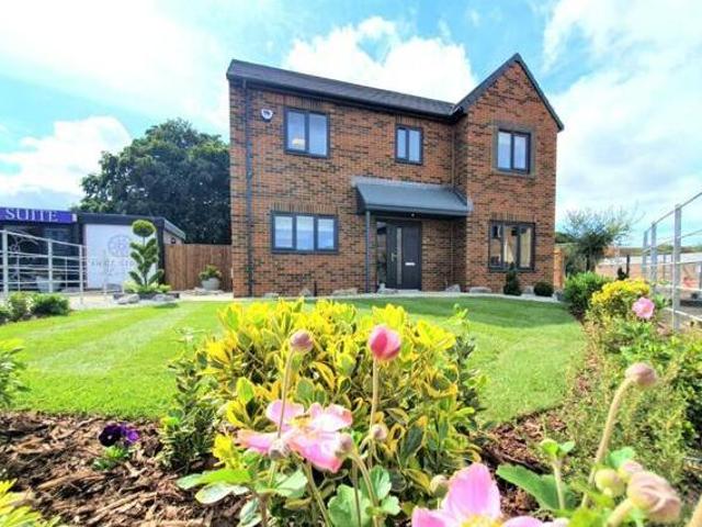 4 Bedroom Detached House For Sale In The Middleham
