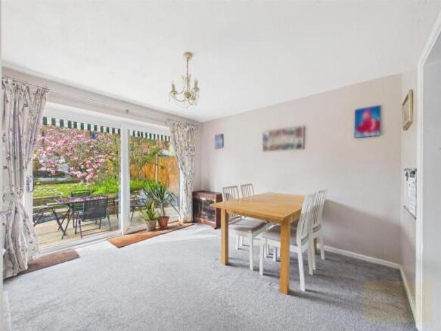 4 bedroom detached house for sale in The Avenue, Churchdown, Gloucester, GL3