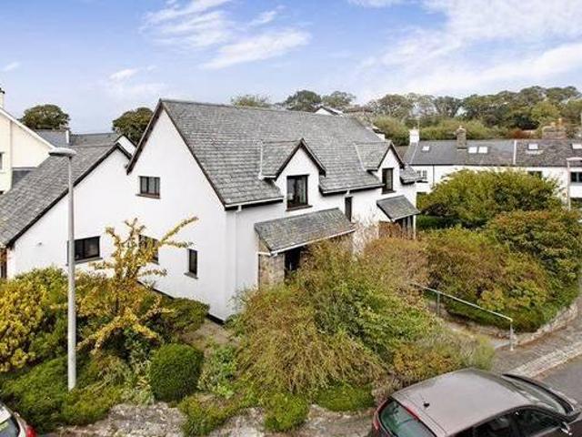 4 bedroom detached house for sale in The Acre Chagford TQ13