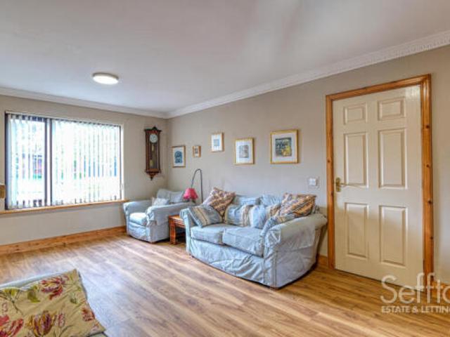 4 bedroom detached house for sale in The Chestnuts, Norwich, Norfolk, NR7