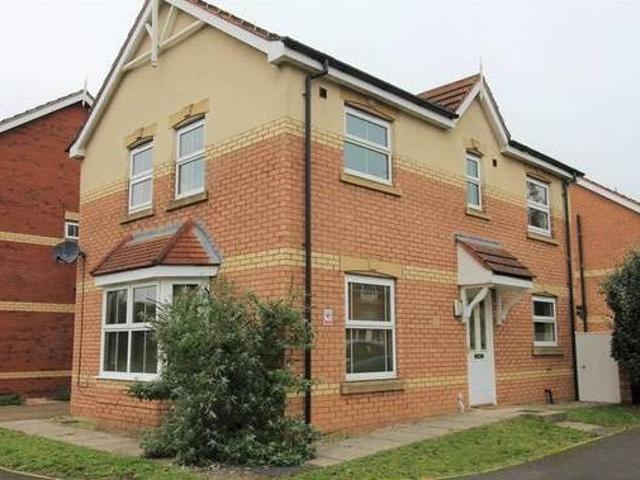 4 bedroom detached house for sale in The Furlongs Market Rasen LN8