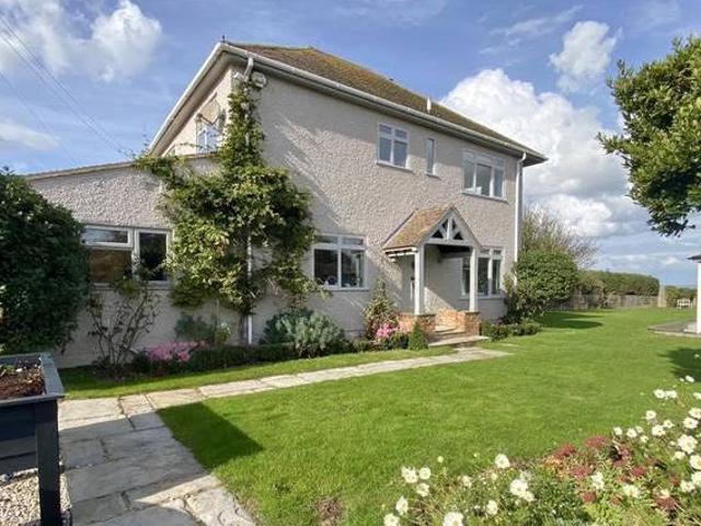 4 bedroom detached house for sale in The Lees Herne Bay CT6