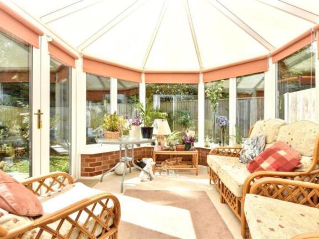 4 bedroom detached house for sale in The Thatchings, Polegate, BN26
