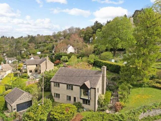4 Bedroom Detached House For Sale In Theescombe