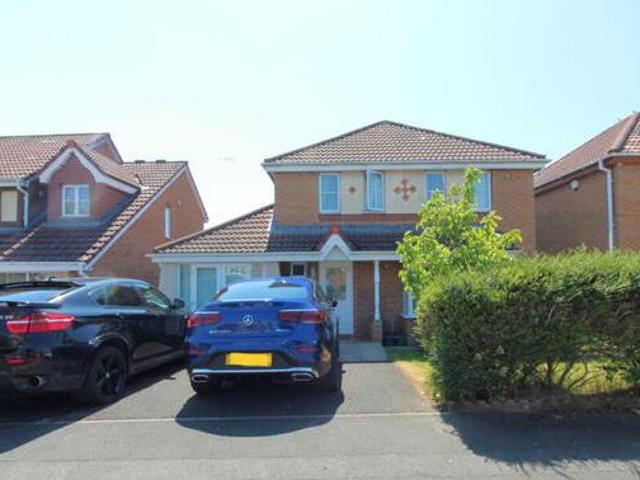 4 Bedroom Detached House For Sale In Thornton
