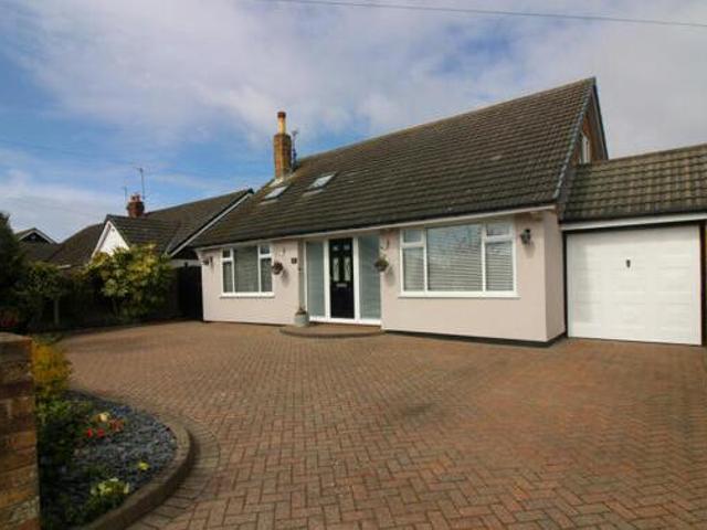 4 Bedroom Detached House For Sale In Thornton
