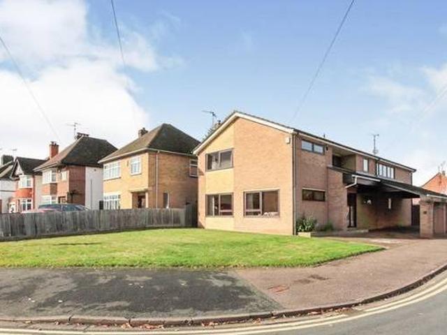 4 bedroom detached house for sale in Thorpe Park Road Peterborough PE3