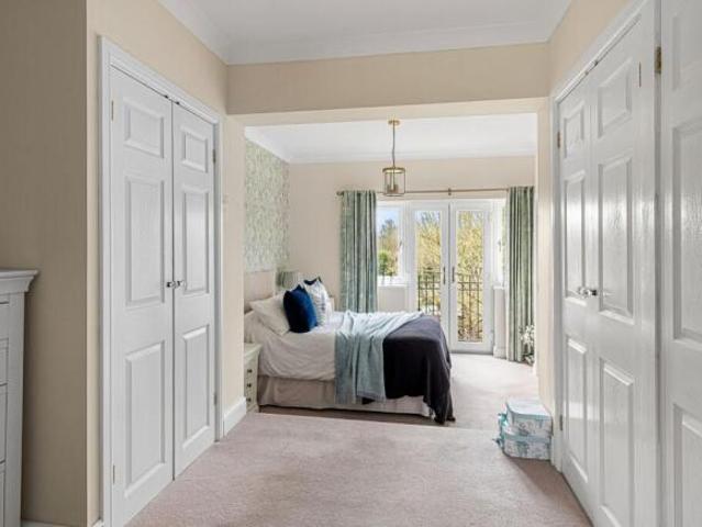 4 bedroom detached house for sale in Thorpe Road, Peterborough, PE3