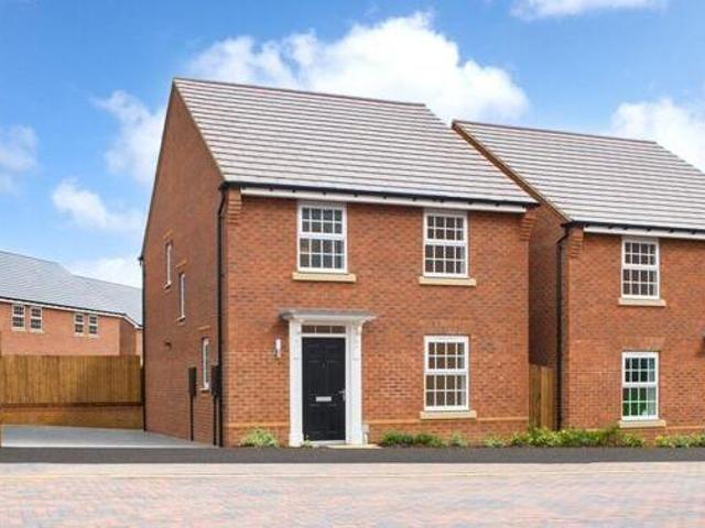 4 Bedroom Detached House For Sale In Throckley, Newcastle Upon Tyne