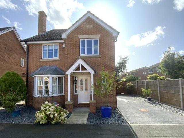 4 Bedroom Detached House For Sale In Tickton