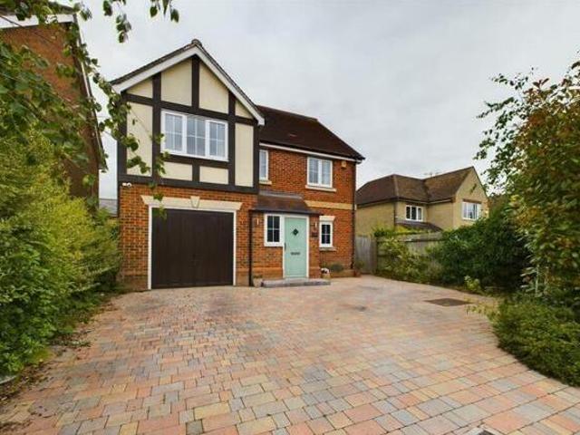 4 Bedroom Detached House For Sale In Tilehurst