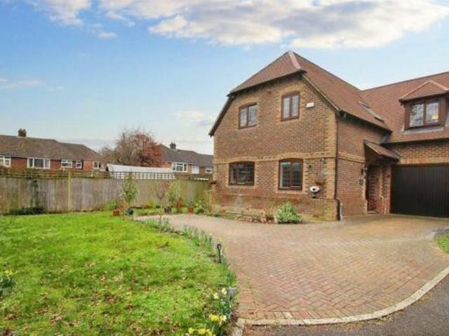 4 Bedroom Detached House For Sale In Tilehurst