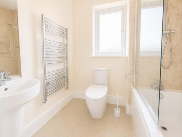 4 bedroom detached house for sale in Tinding Drive, Bristol, BS16