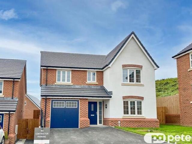4 Bedroom Detached House For Sale In Trefechan