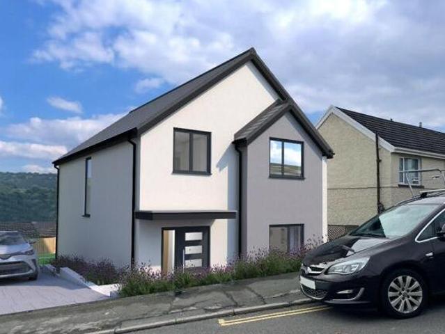 4 Bedroom Detached House For Sale In Treowen
