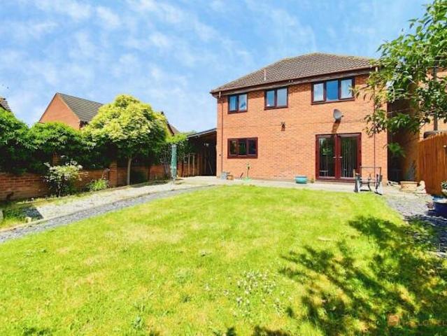 4 bedroom detached house for sale in Trillium Close, Hamilton, LE5