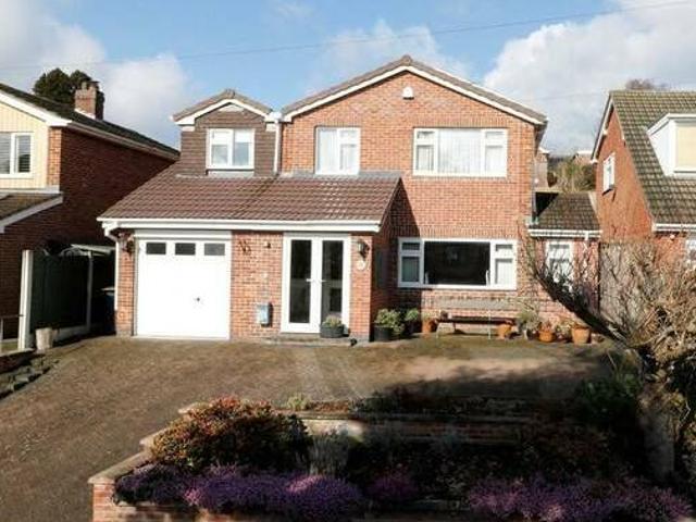 4 bedroom detached house for sale in Trinity Close AshbydelaZouch LE65