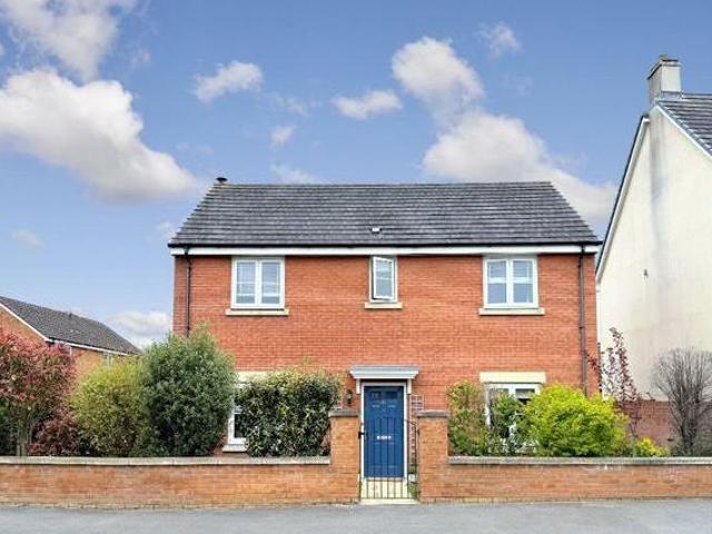 4 Bedroom Detached House For Sale In Trowbridge